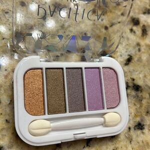 Pacifica | Makeup | Pacifica Beach Crystals Eye Shadow | Poshmark